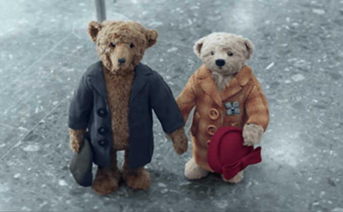 Deze teddybeer-kerstreclame MOET je echt hebben gezien, wij hielden het ...