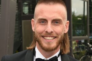 Het verhaal achter het bijzondere kapsel van Nathan Rutjes