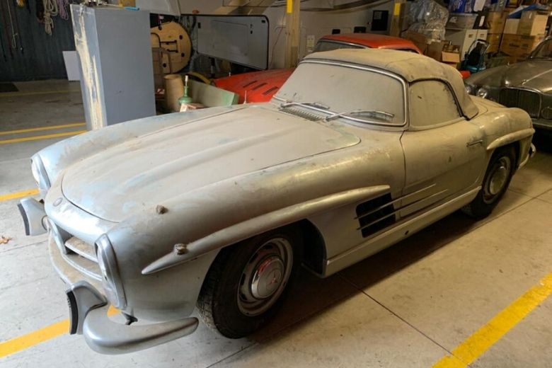 Oude Mercedes-Benz staat 40 jaar in de schuur en is nu 1 miljoen dollar ...