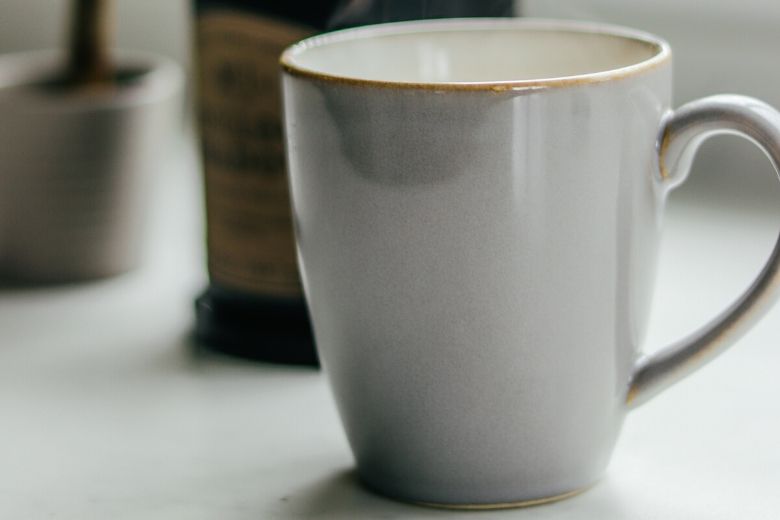 'Een beker warme melk helpt om sneller in slaap te vallen' Waar of niet ...