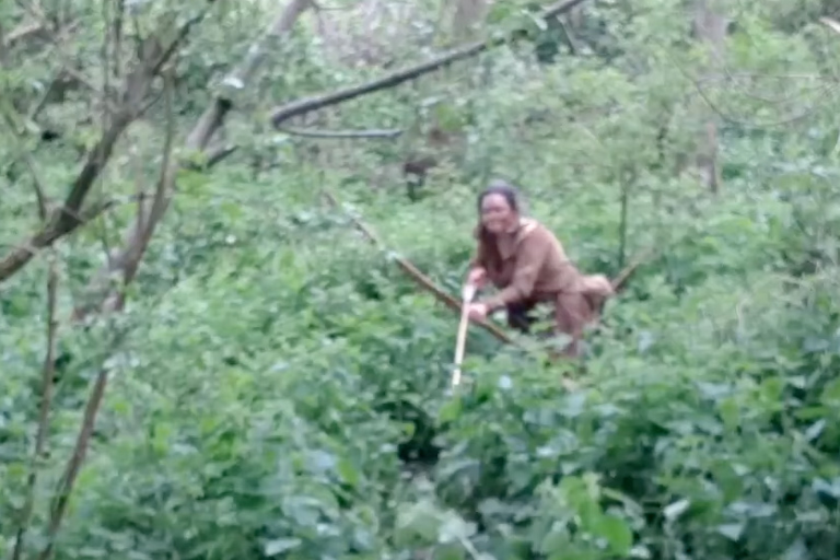 “Professional caveman” shares 5 tips on how to survive in nature