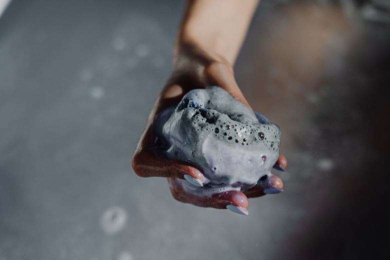 Zo verwijder je een inktvlek uit kleding en tapijt