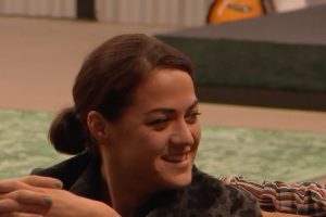 Vanwege deze kandidaat wil Mirthe een andere slaapplek in Een Jaar Van ...