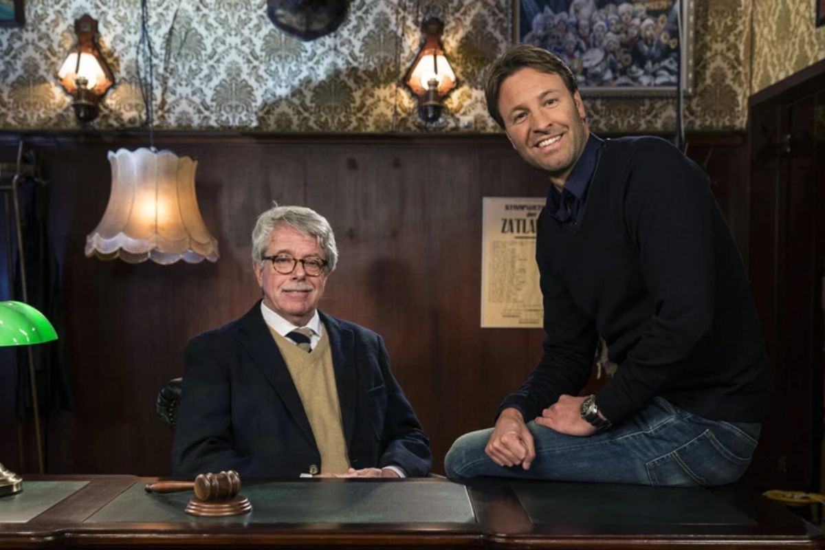 Kijkers stomverbaasd over kinderachtige burenruzie in Mr. Frank Visser ...